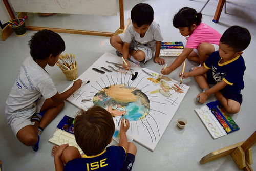 Collective_painting – ISE | International School Eastern Seaboard